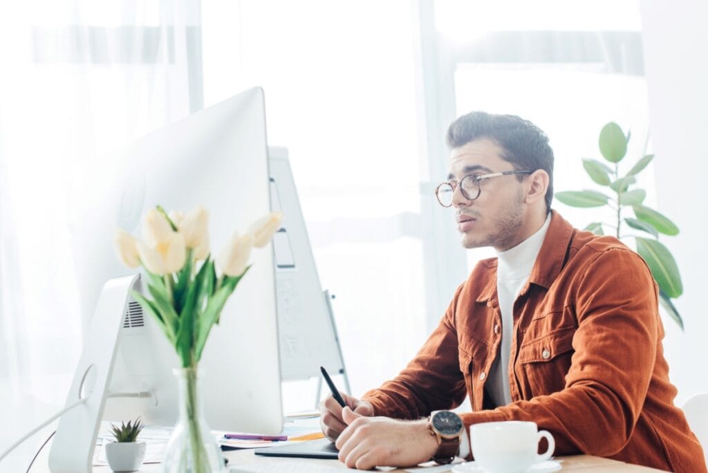 Which Website Builder Should I Use for My Online Business? - E. Houston ...